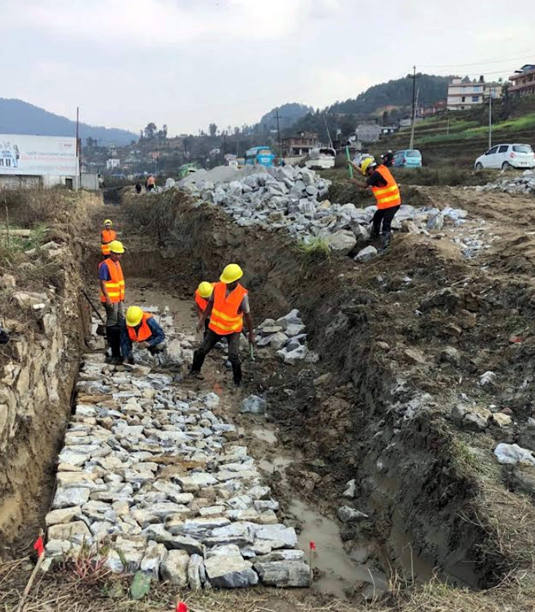 सडक विस्तार सुरु - NepalKhoj