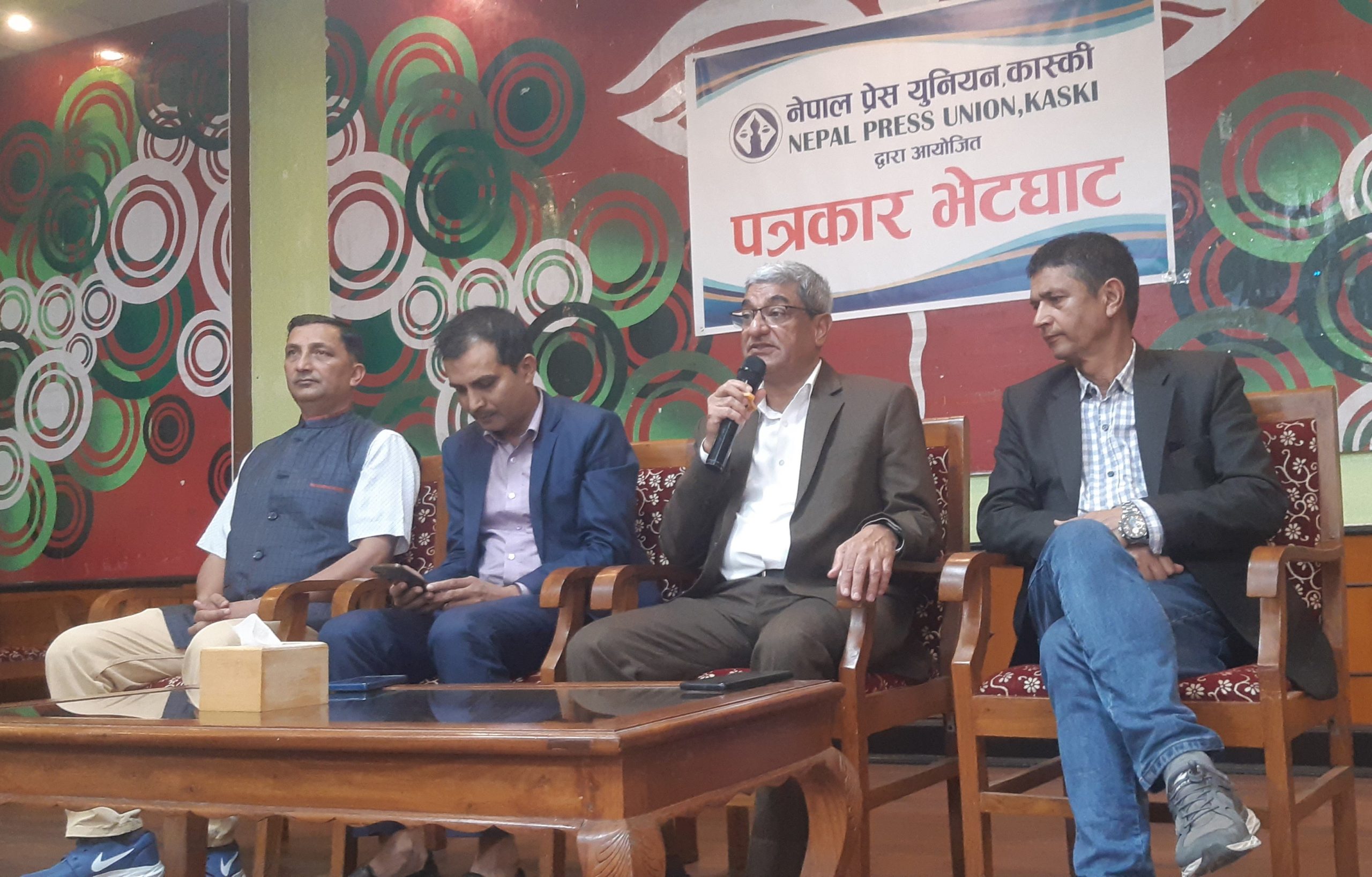 सत्तासाझेदारीमा कुनै समस्या नरहेको गृहमन्त्रीको स्पष्टोक्ति - NepalKhoj